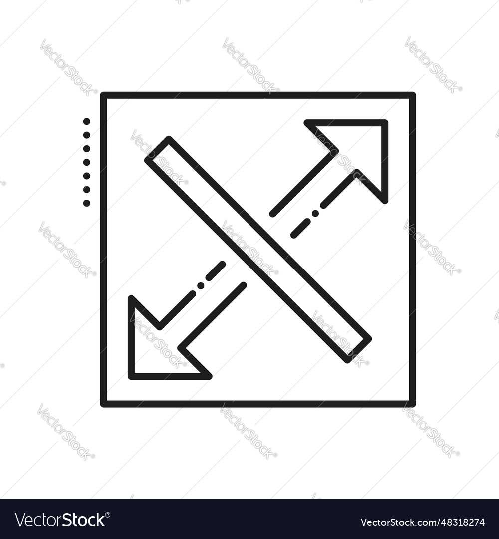 Reduce expand resize and scale line icon Vector Image