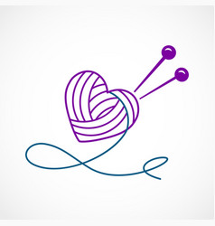 Knitting heart Royalty Free Vector Image - VectorStock